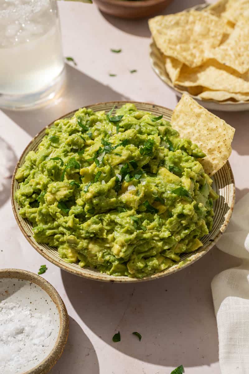 Easy 4-Ingredient Guacamole Recipe